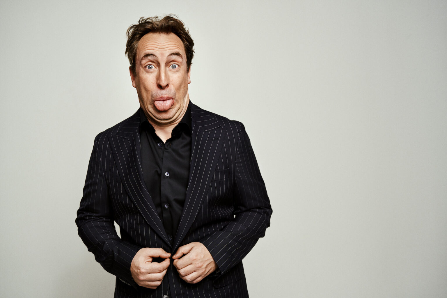 Per Andersson släpper loss med Kardborreshowen | Vad händer i Sverige